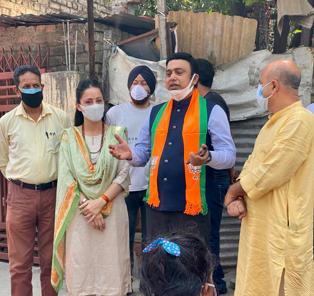 BJP leader Syed Zafar Islam promises 25,000 jobs in J&K before 2022 ...