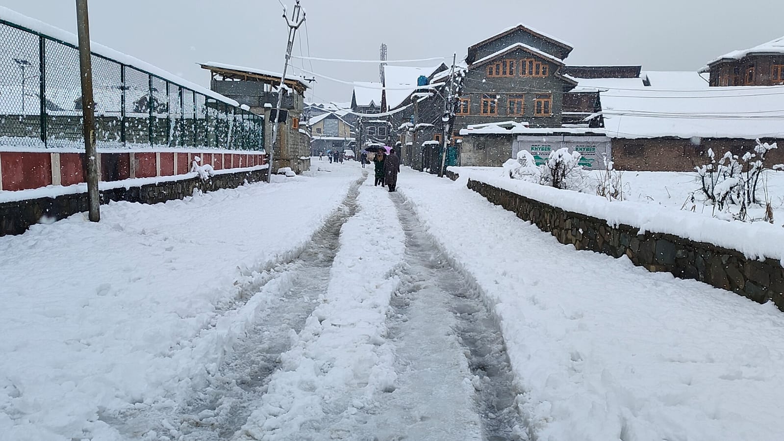 Power infra suffers 70 percent damage across Valley; Complete ...