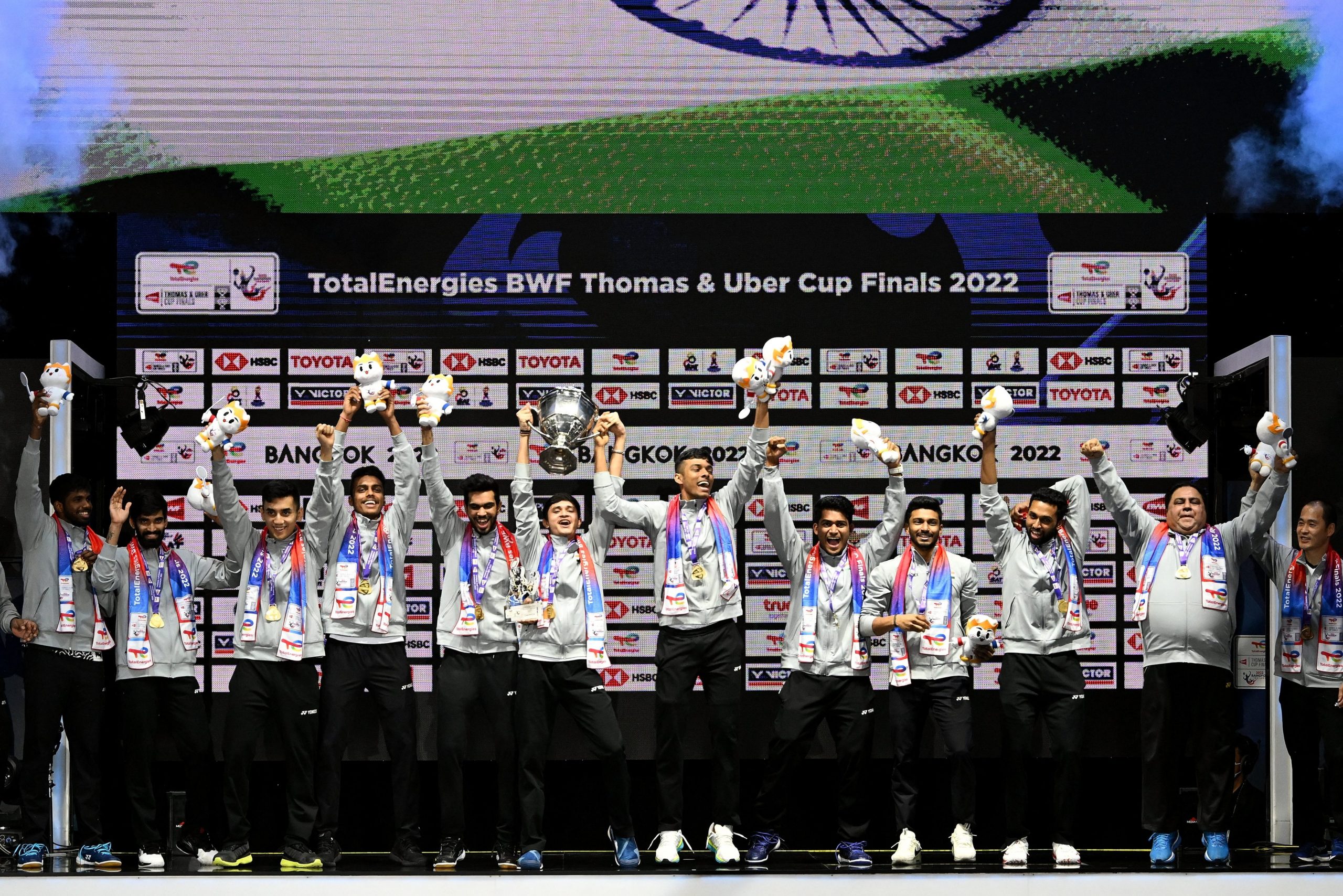India creates history in Thomas Cup, claims Thomas Cup trophy by ...