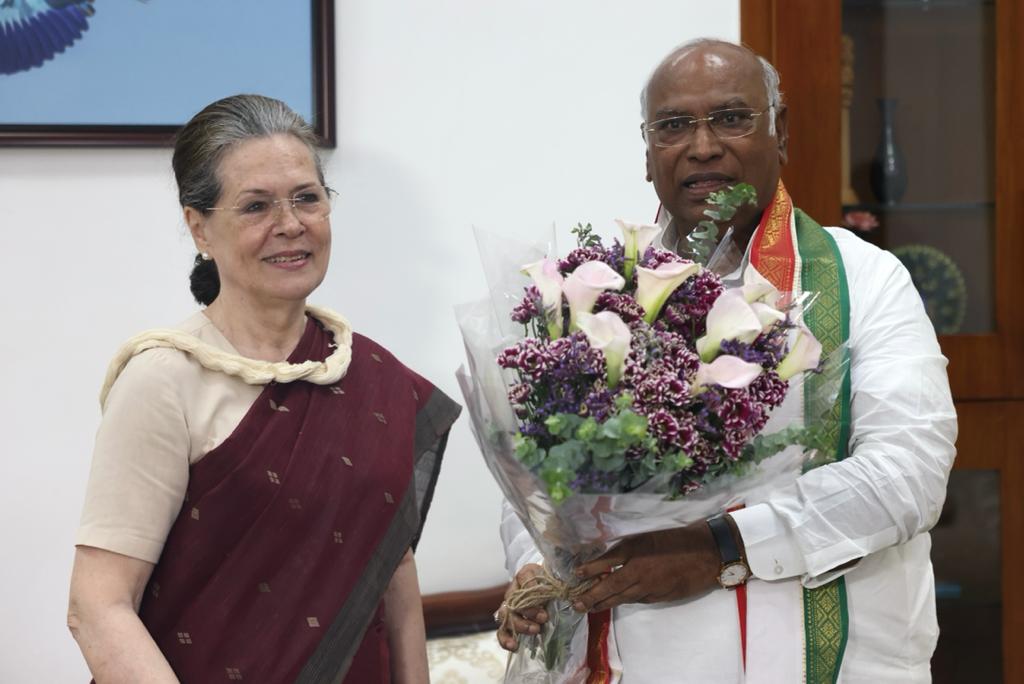 Mallikarjun Kharge is new Congress chief, first non-Gandhi president in 24 years – The Dispatch