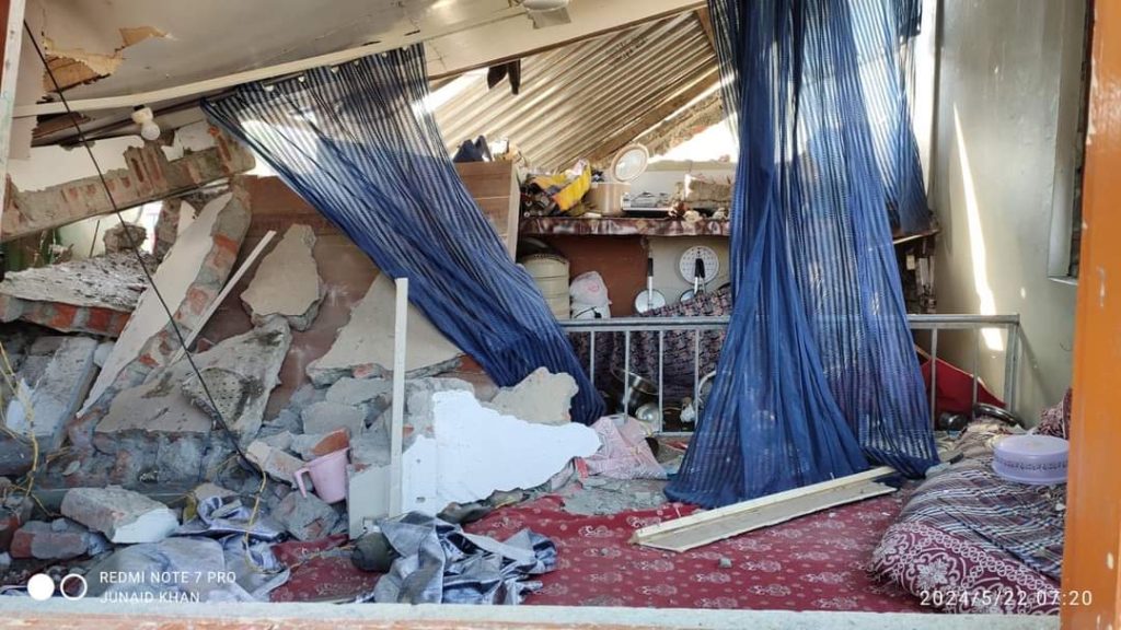 Encroachment due to unplanned urbanisation, tourist activities ...